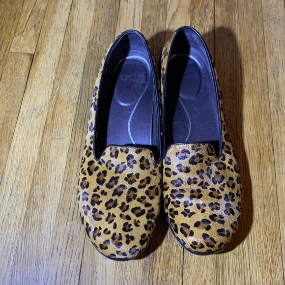 Dansko | Shoes | Dansko Olivia Leopard Print Calf Hair Flat Comfort ...